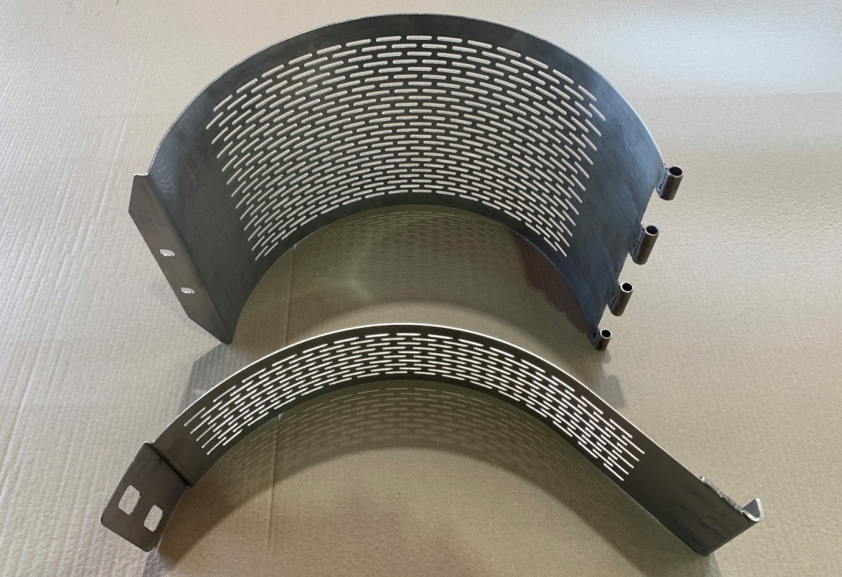 Clean Grain and Return Grain Elevator Screens for Case Headers